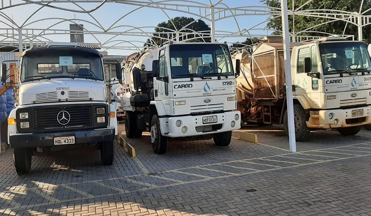 Leilão da Sanesul tem caminhão, motos e utilitários com lance a partir ... Leilão da Sanesul tem caminhão, motos e utilitários com lance a partir ...