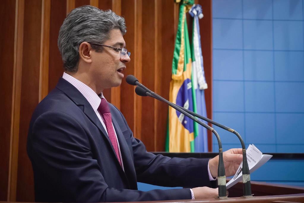 Rinaldo destaca Programa Maria da Penha Vai à Escola em MS - REDE JOTA FM